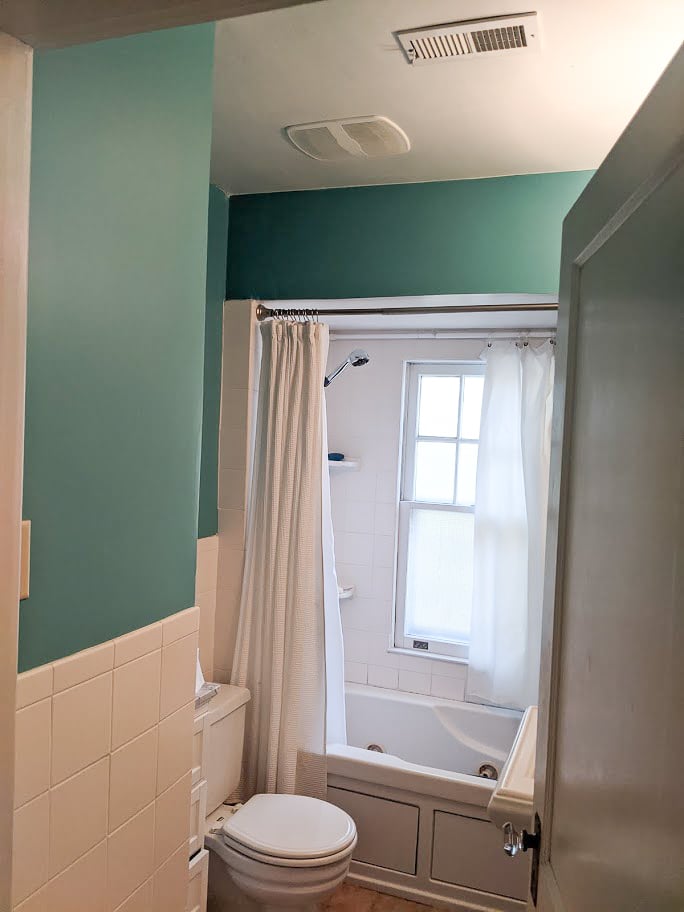 Kaiser Bathroom Remodel in Alexandria, VA | Before & After